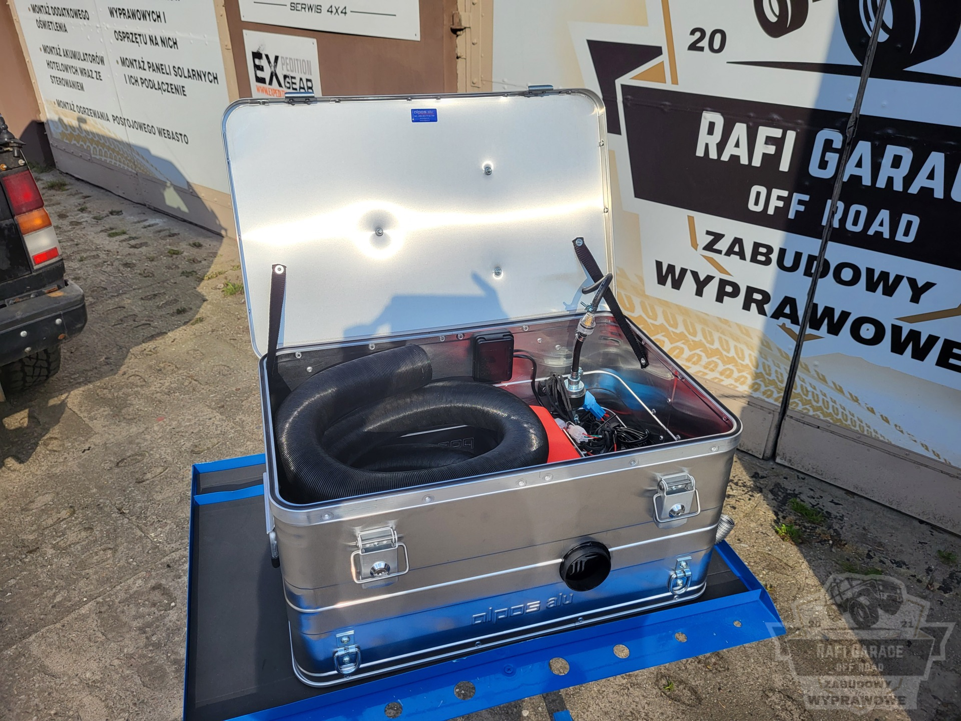 Montaż ogrzewania postojowego - Rafi Garage Off Road - zabudowy wyprawowe