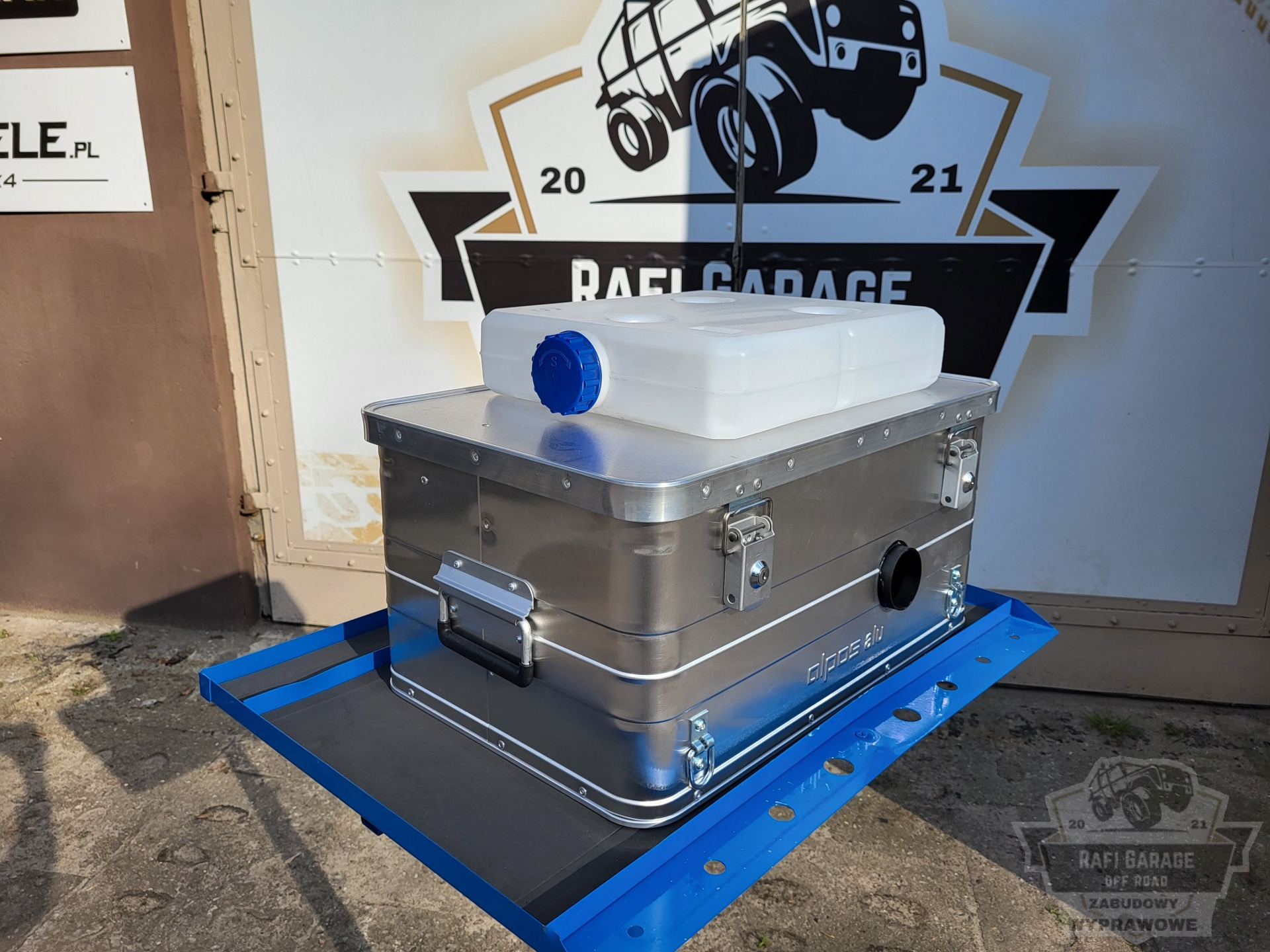 Montaż ogrzewania postojowego - Rafi Garage Off Road - zabudowy wyprawowe